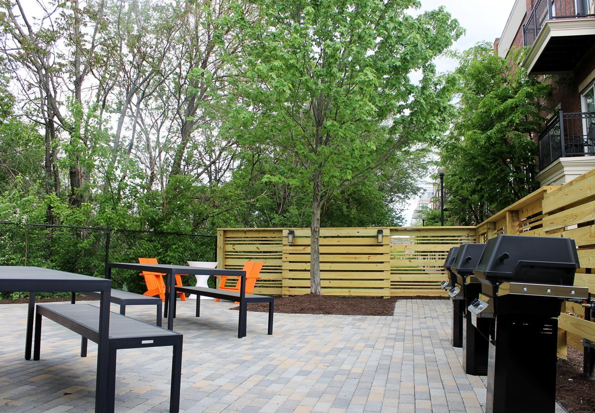 Carson Street Commons | Pittsburgh Apartments and Townhomes